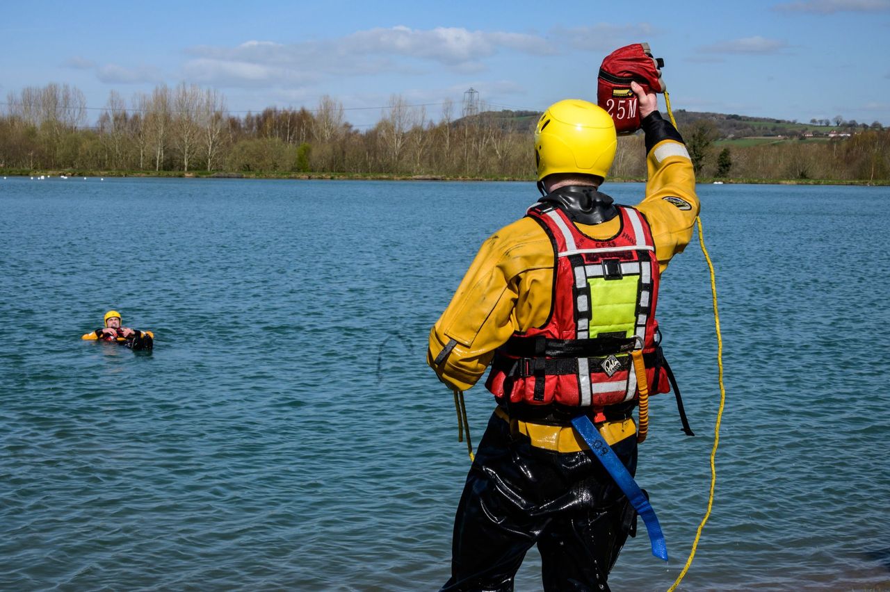 Cheshire Fire & Rescue Service - Water safety